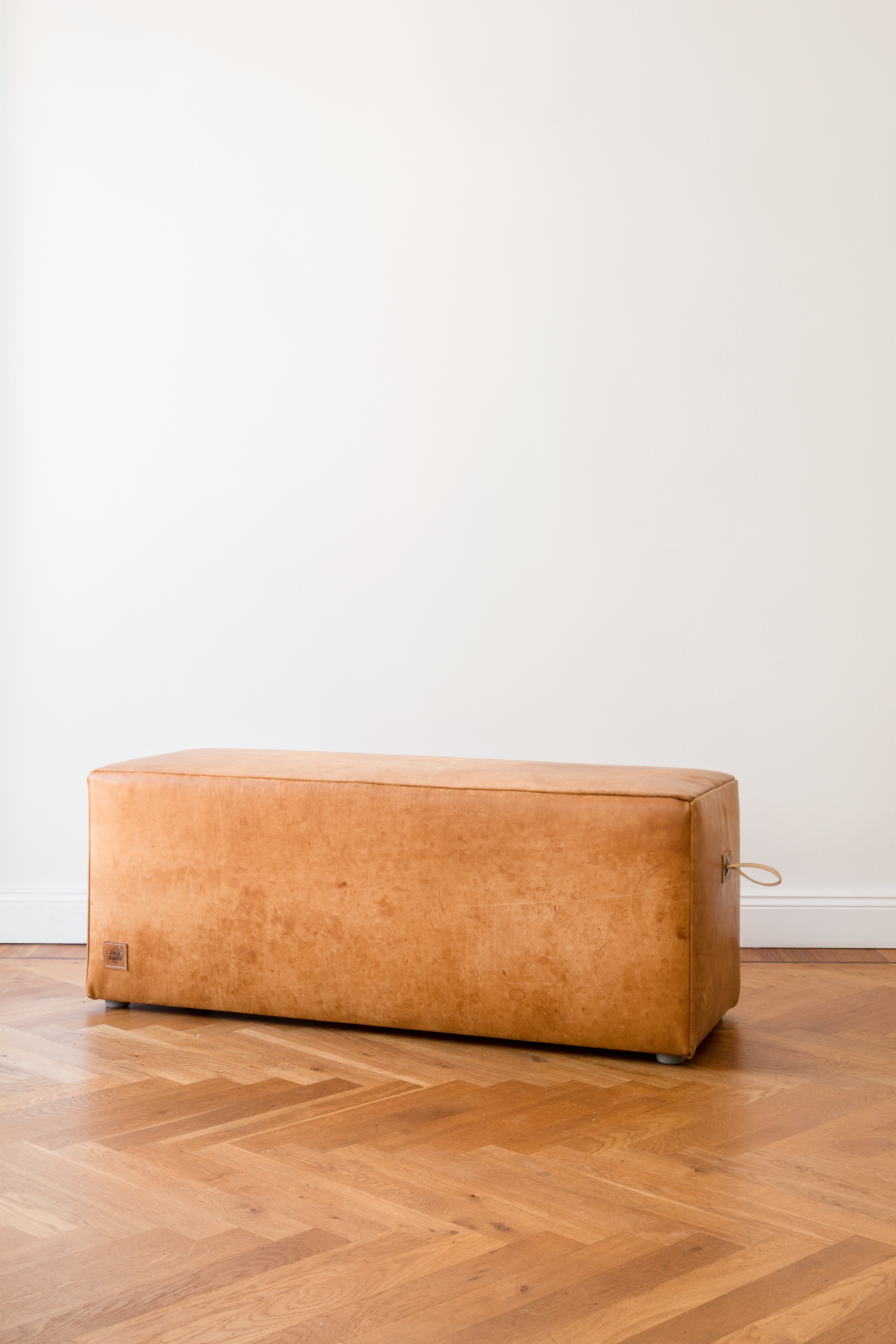 Sitzbank Leder gepolstert online bestellen | Hardcrafted Hamburg
